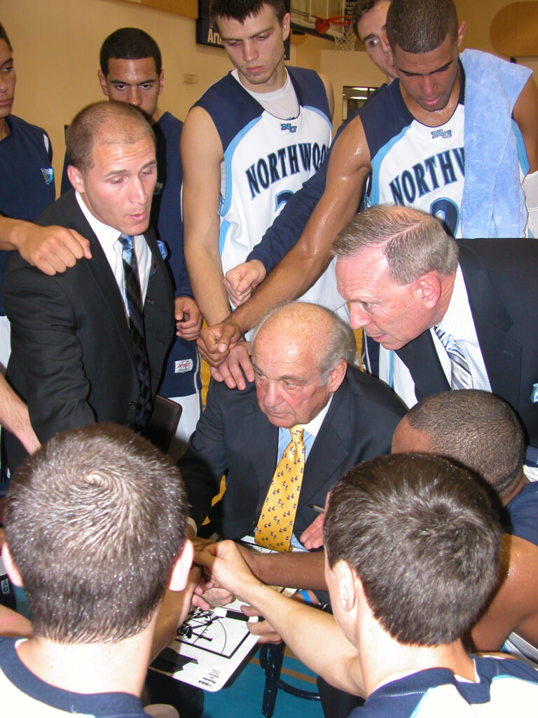 Massimino to Lead Seahawks in Nationally Televised Villanova Game this ...